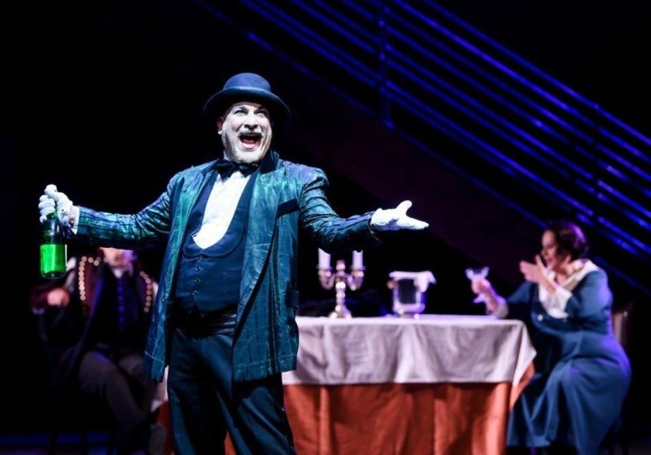 ΤΟ ΤΡΙΤΟ ΣΤΕΦΑΝΙ του Κώστα Ταχτσή, στο Θέατρο Τέχνης – Lifespeed